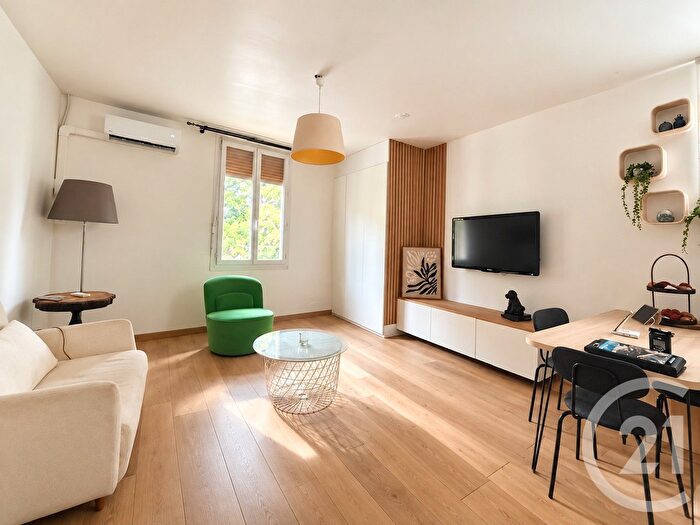 Cannes, Californie Pezou : Appartement 2 pièces à louer
