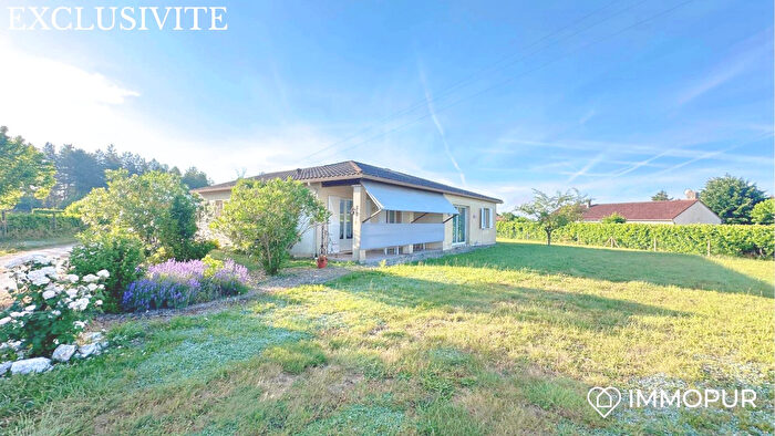 Faux - Maison 4 pièces à vendre