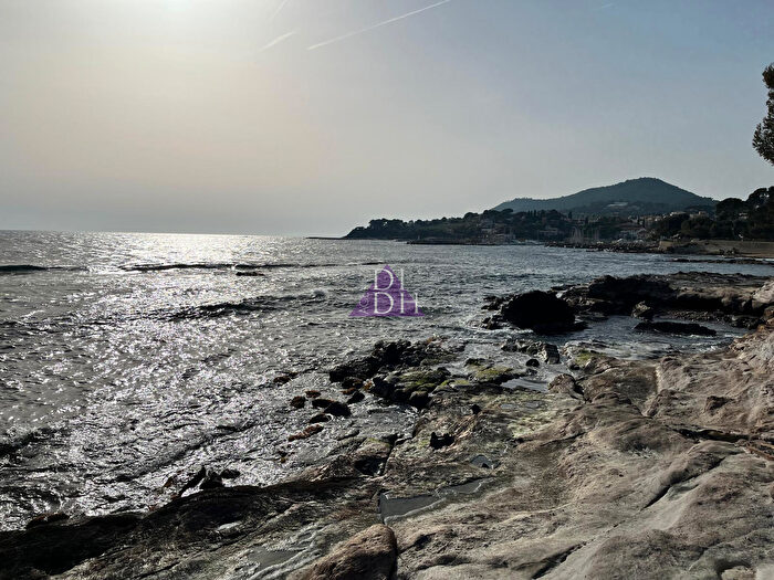 Appartement à vendre - Carqueiranne - 4 pièces - 3 chambres