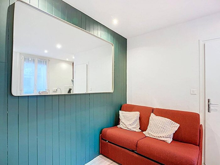 Appartement à louer - Sans Souci-Dauphiné, Lyon ème arrondissement - 1 pièce