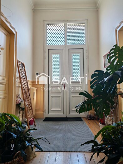 Maison à vendre - Clermont - 10 pièces - 5 chambres