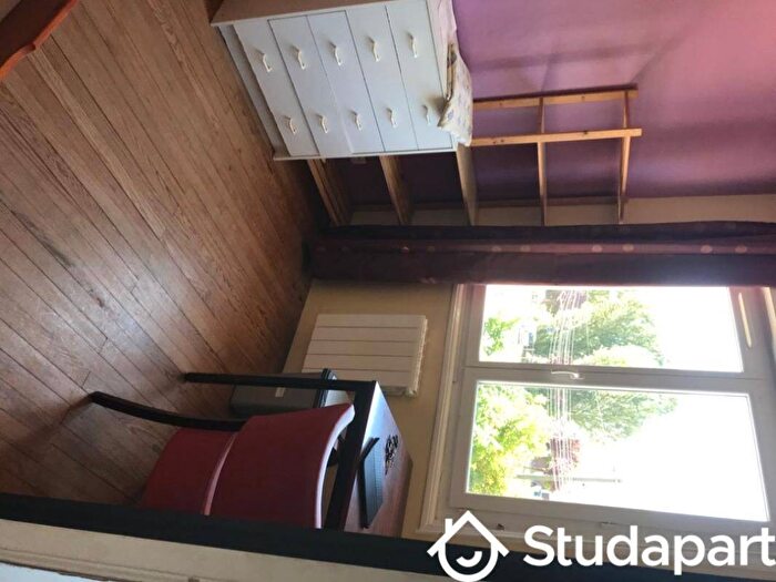 Appartement à louer - Brivazac-Candau, Pessac - 1 pièce - 1 chambre