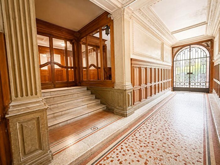 Appartement 2 pièces à vendre - Toulouse, Busca, Jardin des plantes, Port Saint-Sauveur