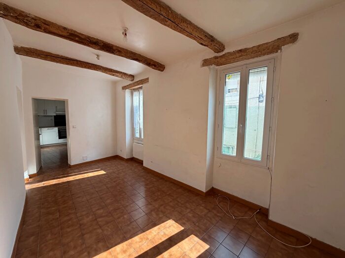 Appartement à louer - Lodève - 2 pièces - 1 chambre