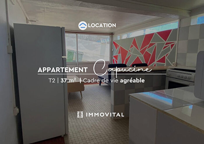 Appartement à louer - Saint-Claude - 2 pièces - 1 chambre