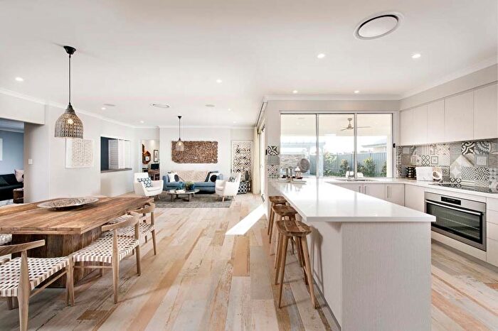 Appartement à vendre - Thoiry - 4 pièces - 3 chambres