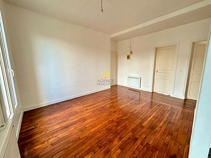 Carriere-Bois Rochefort, Cormeilles-en-Parisis - Appartement 3 pièces à louer
