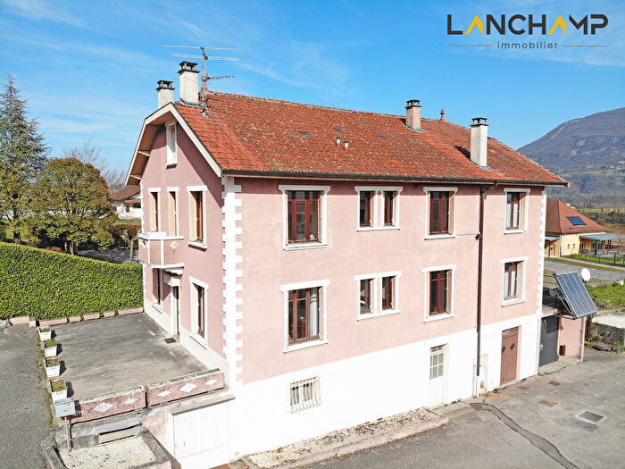 Maison à vendre - Anglefort - 9 pièces - 5 chambres