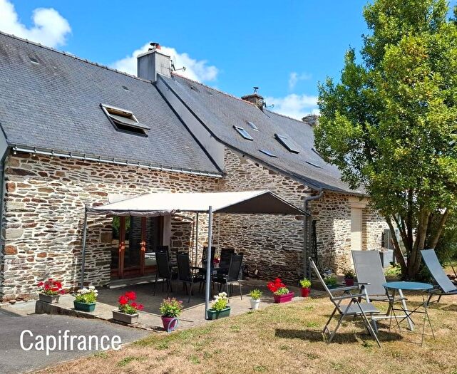 Maison à vendre - Ploërmel - 6 pièces - 4 chambres