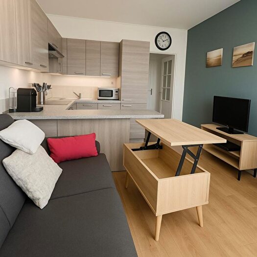 Appartement à vendre - Garches, Porte Jaune, Petit Garches - 2 pièces - 1 chambre