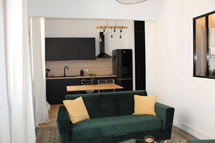 Appartement à louer - Marseille ème - 2 pièces - 1 chambre