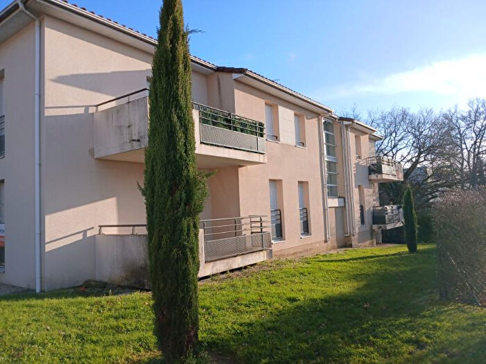 Appartement à louer - Cholet, Val de Moine - 2 pièces - 1 chambre