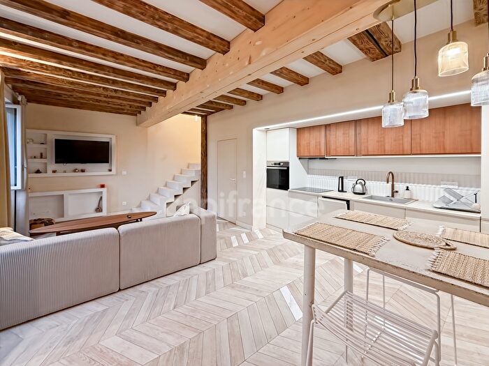 Appartement à vendre - Cessy - 3 pièces - 2 chambres