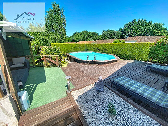 Maison à vendre - La Chapelle-Achard - 5 pièces - 4 chambres