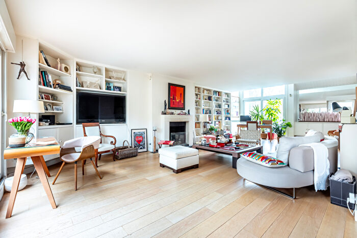 Maison 8 pièces à vendre - Issy-les-Moulineaux, Les Iles, La Ferme