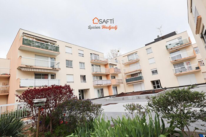 Appartement à vendre - Vernon, Centre-ville - 1 pièce