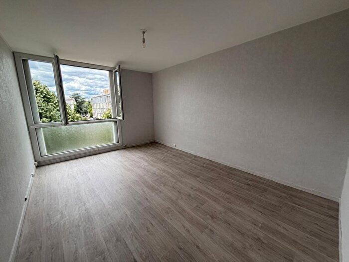 Ateliers SNCF, Chenôve - Appartement 4 pièces à louer