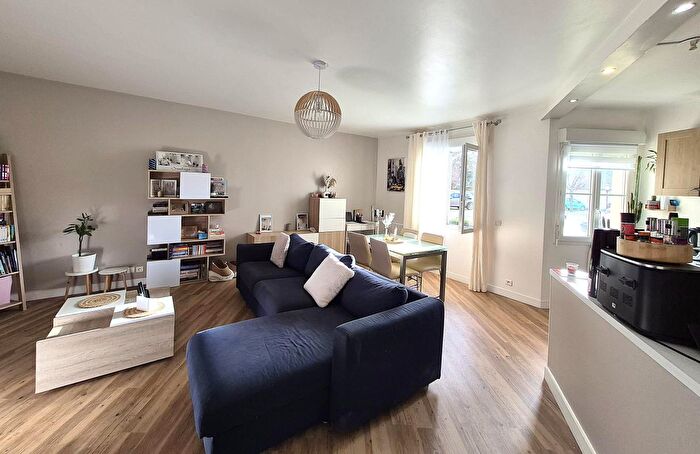 Appartement à vendre - Brie-Comte-Robert, Centre-ville - 4 pièces - 3 chambres