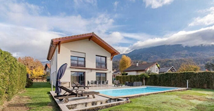 Maison à vendre - Vaulnaveys-le-Haut - 6 pièces - 4 chambres