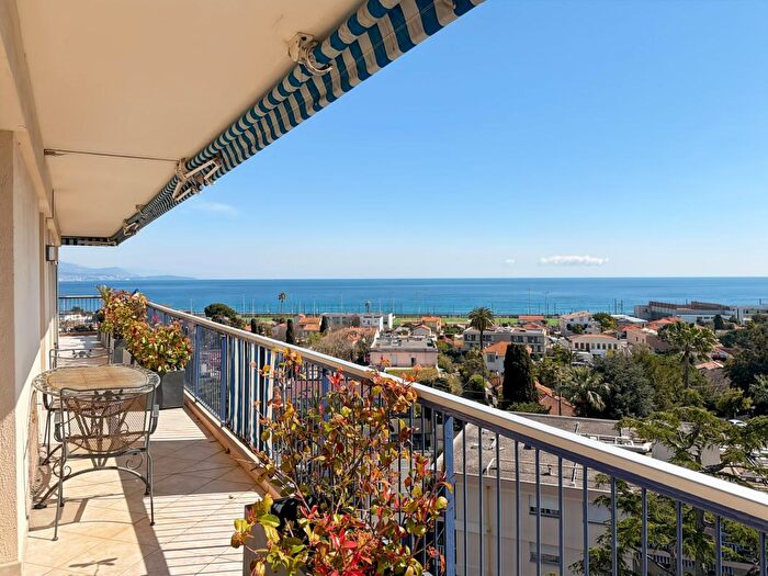 Appartement à vendre - Antibes, Rastines, Super Antibes, Laval, La Fontonne - 5 pièces - 3 chambres