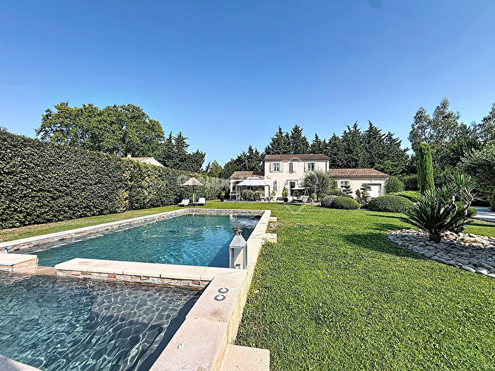 Maison 5 pièces à vendre à Noves