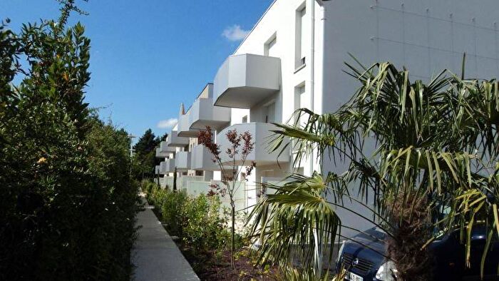 Appartement à louer - Cantinolle, Eysines - 3 pièces - 2 chambres