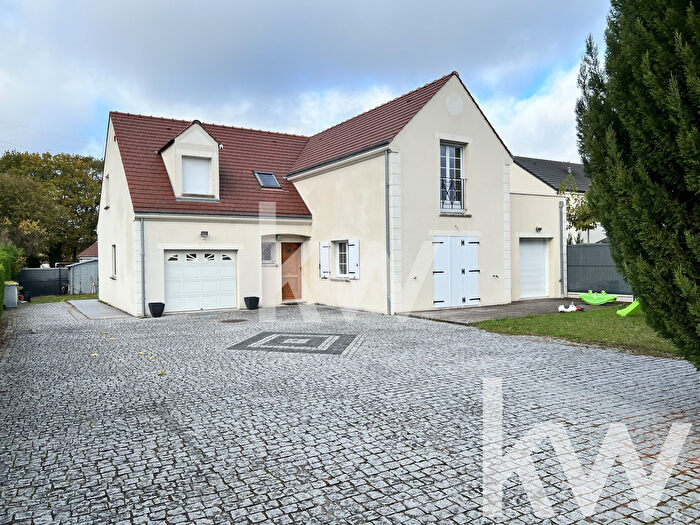 Maison à vendre - Semoy - 8 pièces - 6 chambres