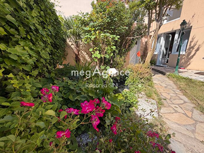 Maison 4 pièces à Les Sables-dOlonne, Les Roses, Route du Château dOlonne, à vendre