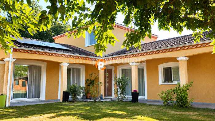 Maison 5 pièces à Viterbe, à vendre