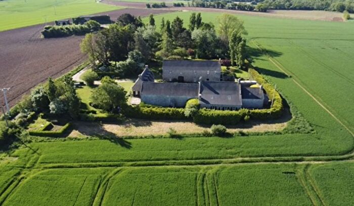 Maison à vendre - Plonévez-Porzay - 20 pièces - 11 chambres