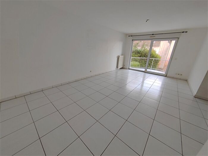 Appartement à louer - Hégenheim - 2 pièces - 1 chambre