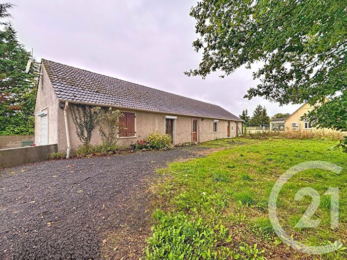 Maison à vendre - Saint-Valérien - 7 pièces - 5 chambres