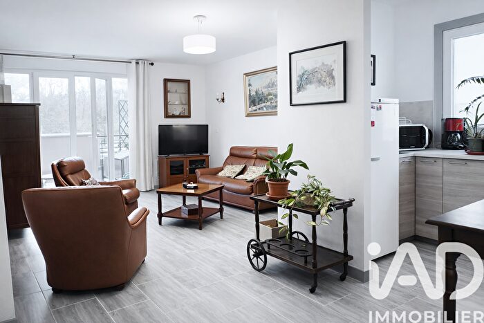 Appartement à vendre - Breuillet - 3 pièces - 2 chambres