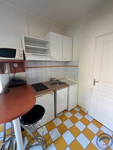 Appartement à louer - Tours, Velpeau - 1 pièce
