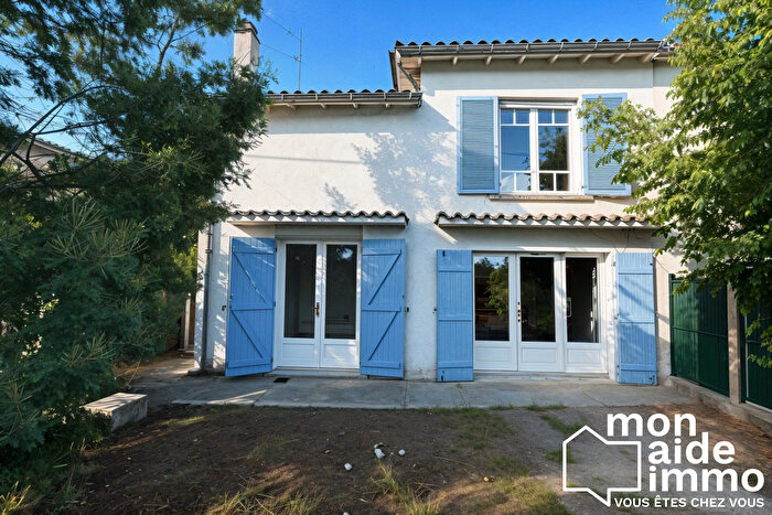 Maison à vendre - Coutras - 5 pièces - 3 chambres