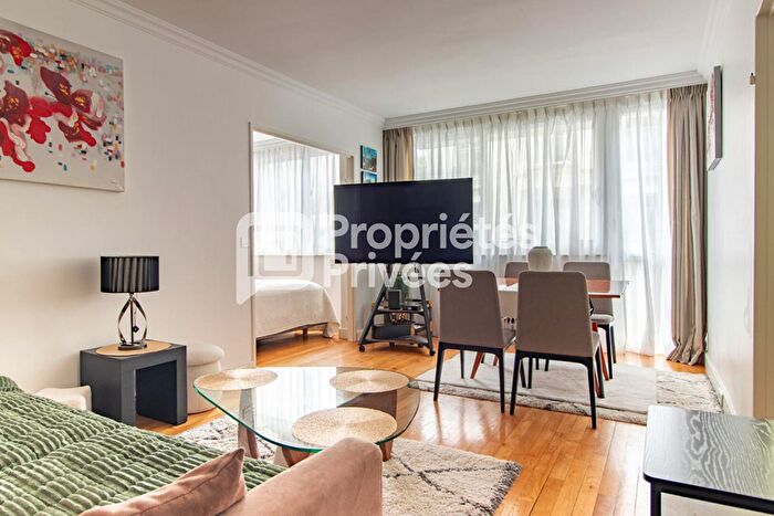 Appartement 2 pièces à Paris 16ème, Auteuil-Nord, Jasmin, Mirabeau, à vendre