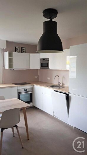 Appartement à louer - Lyon ème arrondissement - 3 pièces - 2 chambres