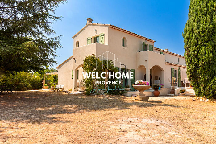 Maison à vendre - Aix-en-Provence - 8 pièces - 6 chambres