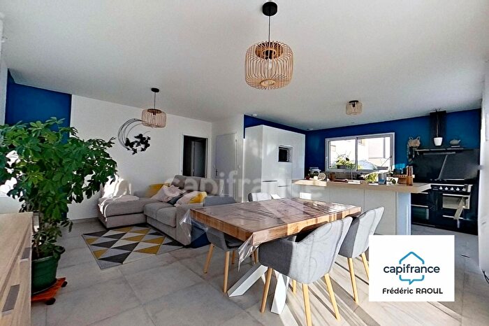 Maison 5 pièces à Is-sur-Tille, à vendre
