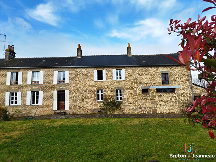 Maison à vendre - Lassay-les-Châteaux - 5 pièces - 3 chambres