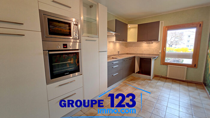 Appartement à vendre - Auxerre, Saint-Siméon - 5 pièces - 3 chambres