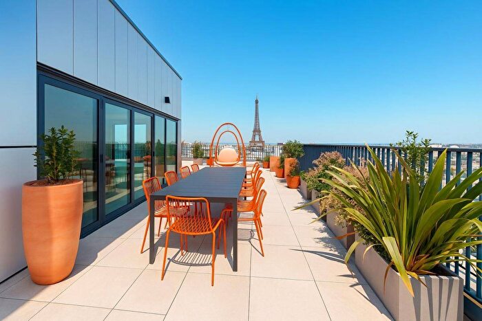 Appartement à louer - Cambronne-Garibaldi, Paris ème arrondissement - 1 pièce - 12 chambres