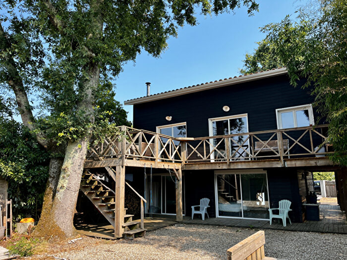 Gujan-Mestras, La Hume, Plage : Maison 4 pièces à louer