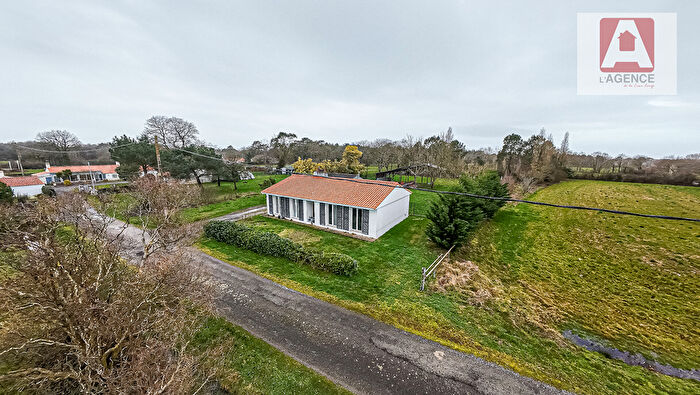Maison à vendre - Commequiers - 4 pièces - 3 chambres