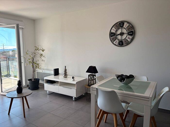 Appartement 3 pièces à Les Aspres, Grasse, à louer