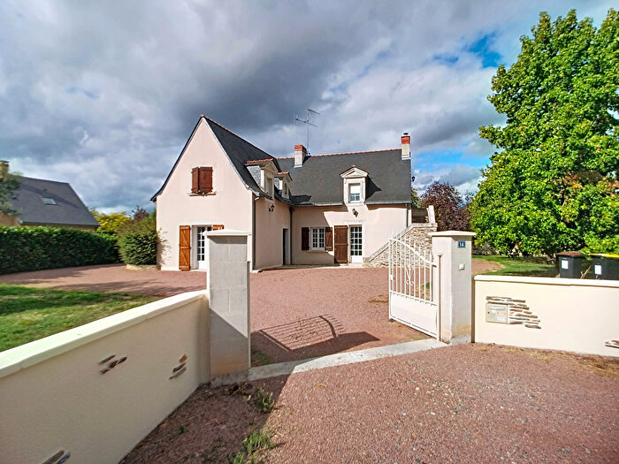 Saint-Melaine-sur-Aubance : Maison 5 pièces à vendre