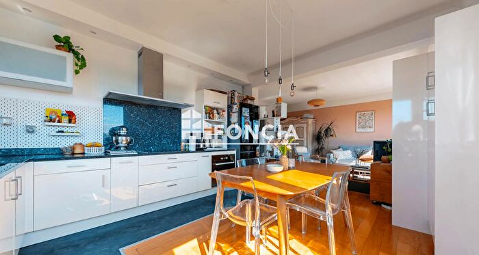 Appartement à vendre - Strasbourg, Robertsau - 4 pièces - 3 chambres