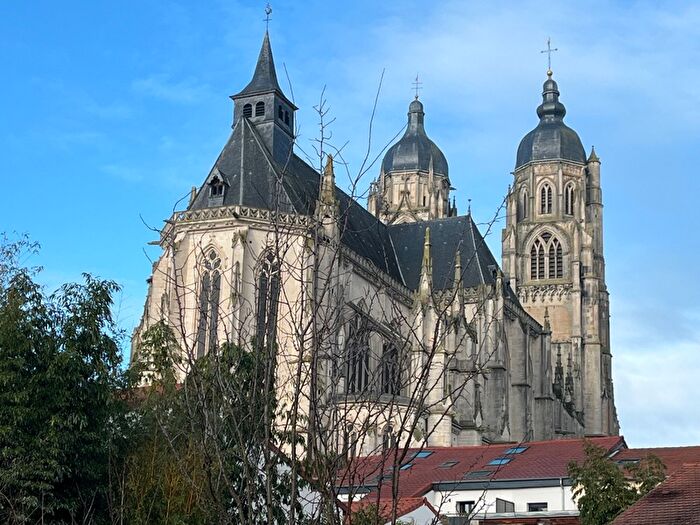 Maison à vendre - Saint-Nicolas-de-Port - 8 pièces - 4 chambres