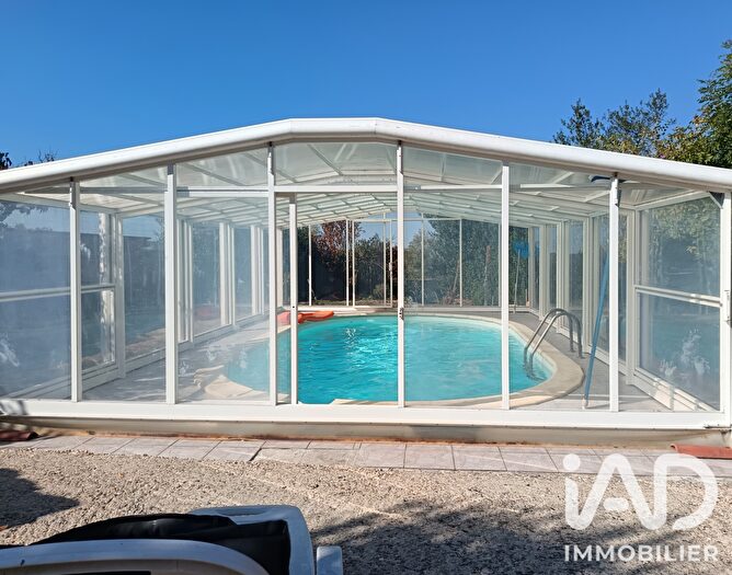 Maison 7 pièces à Parcoul, à vendre