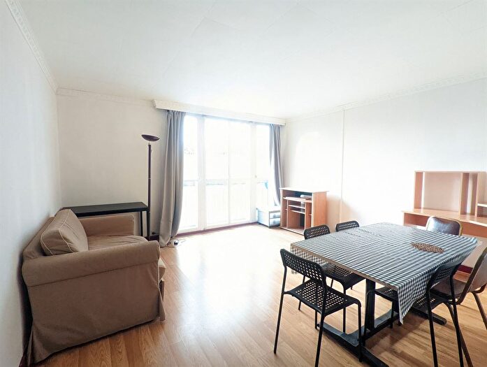 Appartement 5 pièces à vendre à Paris 19ème, Jourdain, Pyrénées